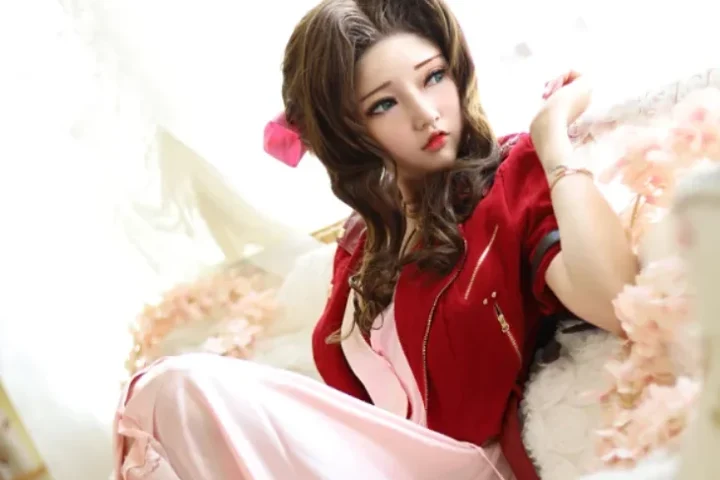 cosplay图片丨Coser_Potato Godzilla个人资料及cos图片集:Aeris赏析 - 花颜间